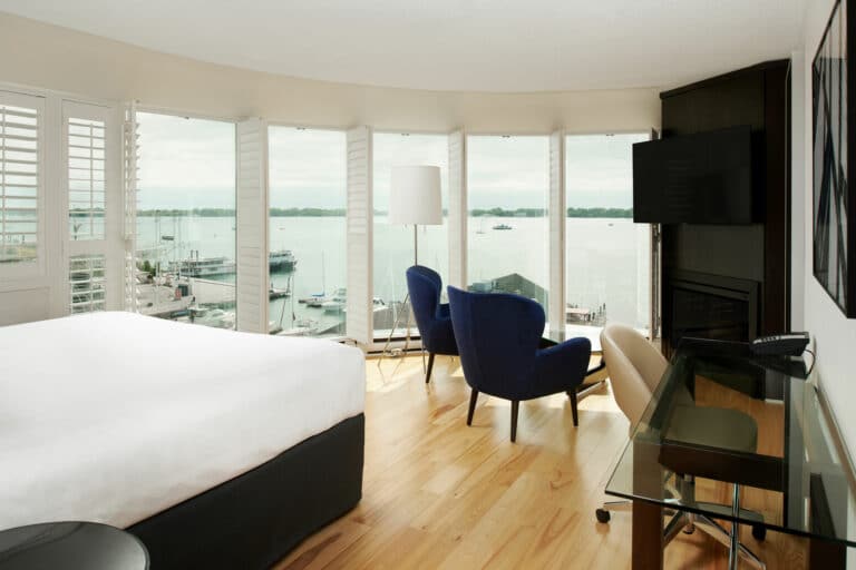 Radisson Blu Toronto Downtown - Downtown Toronto Hotels