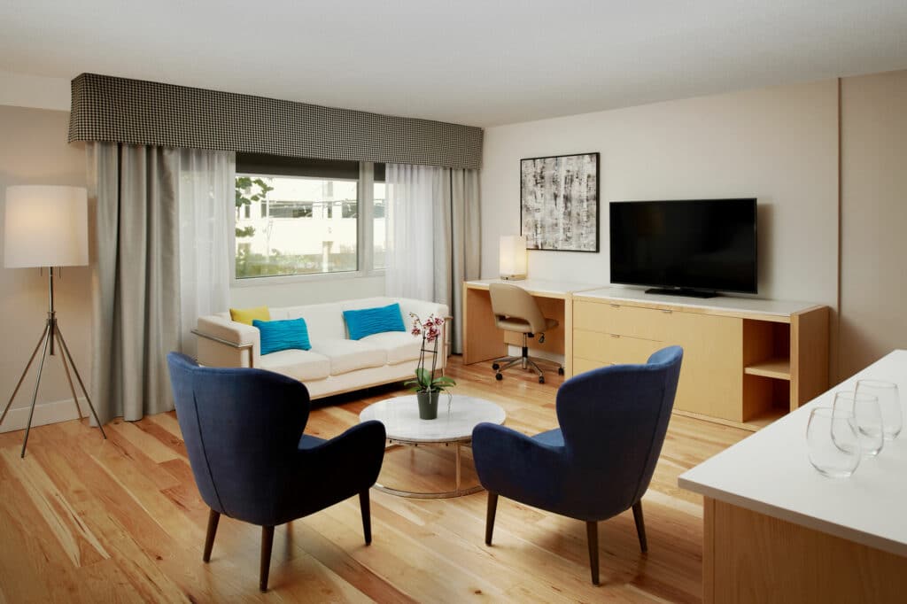 Radisson Blu Toronto Downtown - Downtown Toronto Hotels