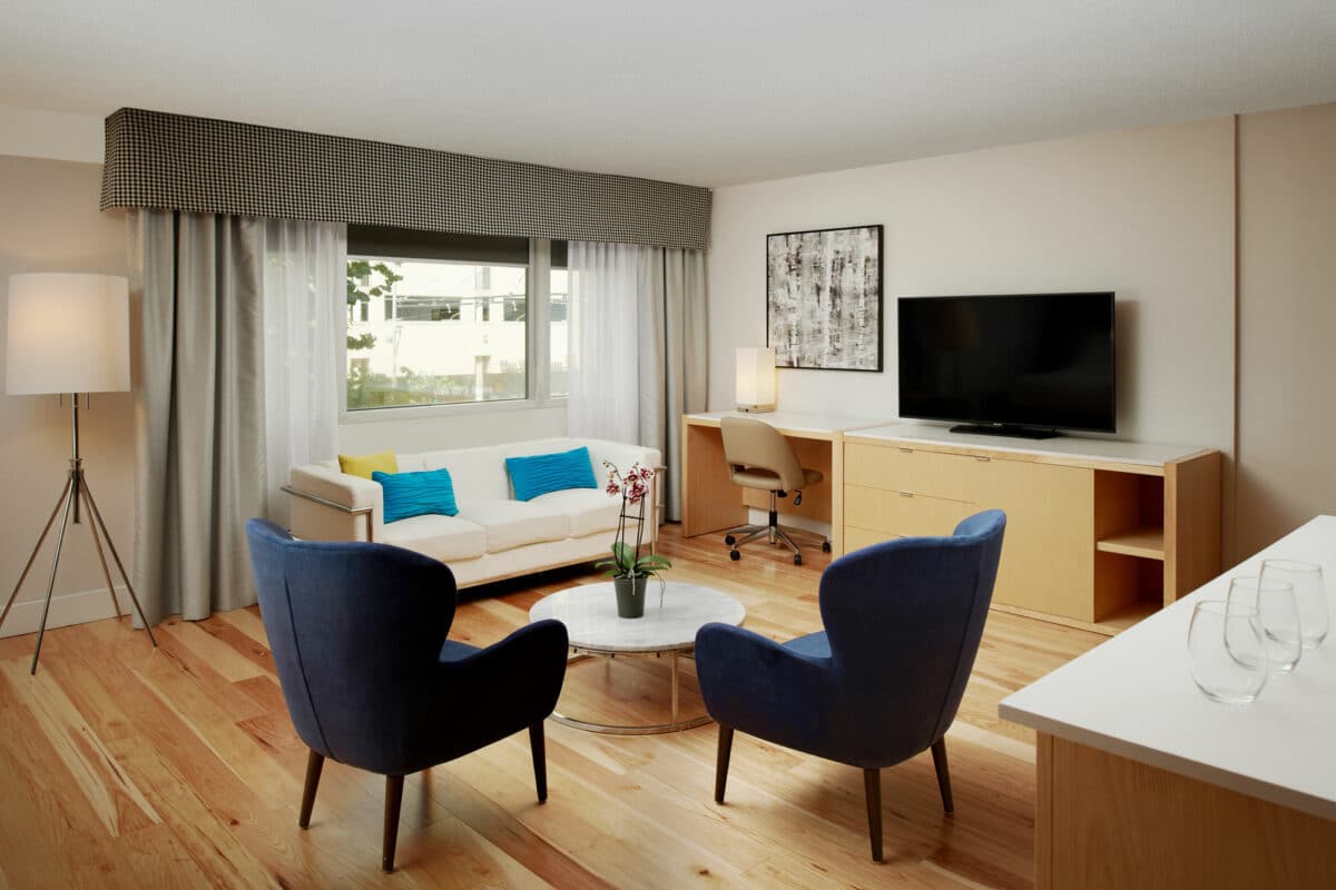 Radisson Blu Toronto Downtown - Downtown Toronto Hotels