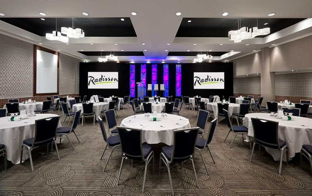 Radisson Blu Toronto Downtown - Downtown Toronto Hotels