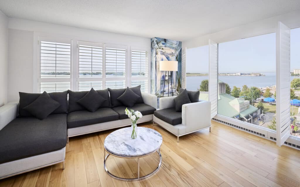 Radisson Blu Toronto Downtown - Downtown Toronto Hotels